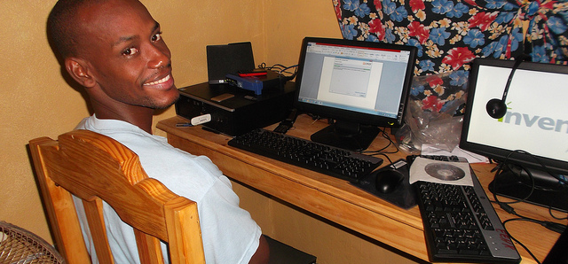 How to Keep Quality Staff: Poaching Penalty Contract Clause for Clients